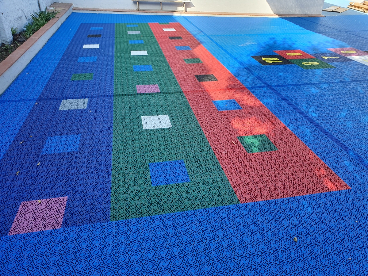 El suelo ideal para espacios infantiles al aire libre, así es Bergo ...